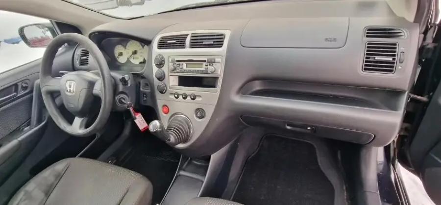 Melns Honda Civic 2004 Valmiera, ar dzinēja tilpumu 1.40 L un nobraukumu 275 tūkst. km par 1250 €, foto 11 vietnē AUTOMOTO.COM.LV