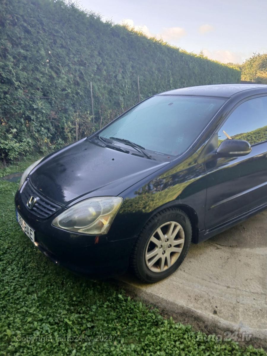 Melns Honda Civic 2005 Tallina, ar dzinēja tilpumu 1.70 L un nobraukumu 250 tūkst. km par 1000 €, foto 1 vietnē AUTOMOTO.COM.LV