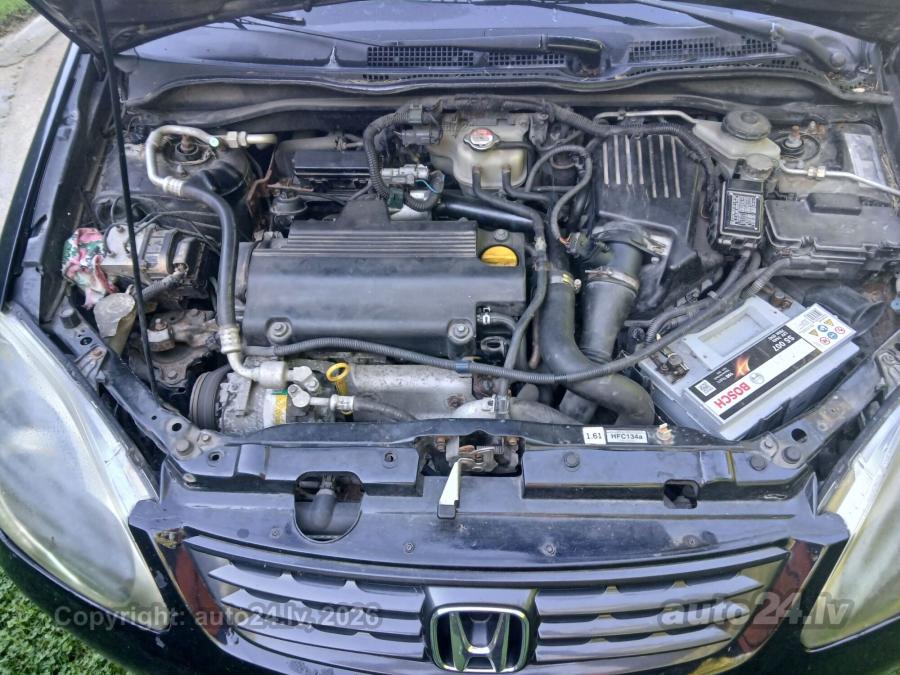 Melns Honda Civic 2005 Tallina, ar dzinēja tilpumu 1.70 L un nobraukumu 250 tūkst. km par 1000 €, foto 4 vietnē AUTOMOTO.COM.LV