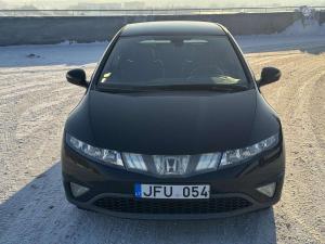 Melns Honda Civic 2006 Viļņa, ar dzinēja tilpumu 1.34 L un nobraukumu 258 tūkst. km par 1800 €, foto 5 vietnē AUTOMOTO.COM.LV