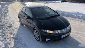 Melns Honda Civic 2006 Kretinga, ar dzinēja tilpumu 2.20 L un nobraukumu 340 tūkst. km par 2200 €, foto 2 vietnē AUTOMOTO.COM.LV