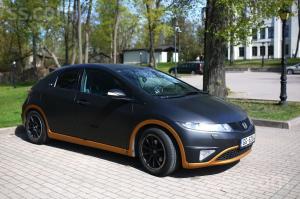 Melns Honda Civic 2006 Rīga, ar dzinēja tilpumu 1.80 L un nobraukumu 127 tūkst. km par 2900 €, foto 5 vietnē AUTOMOTO.COM.LV
