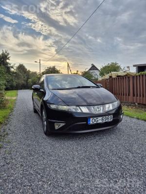 Melns Honda Civic 2006 Rīga, ar dzinēja tilpumu 2.20 L un nobraukumu 345 tūkst. km par 1550 €, foto 3 vietnē AUTOMOTO.COM.LV