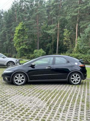 Melns Honda Civic 2006 Rīga, ar dzinēja tilpumu 2.20 L un nobraukumu 355 tūkst. km par 1850 €, foto 3 vietnē AUTOMOTO.COM.LV
