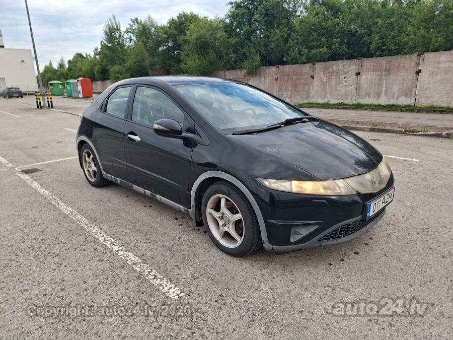 Melns Honda Civic 2006 Keila, ar dzinēja tilpumu 1.30 L un nobraukumu 250 tūkst. km par 599 €, foto 3 vietnē AUTOMOTO.COM.LV