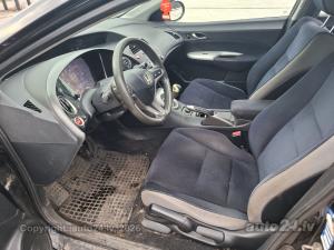Melns Honda Civic 2006 Keila, ar dzinēja tilpumu 1.30 L un nobraukumu 250 tūkst. km par 599 €, foto 8 vietnē AUTOMOTO.COM.LV