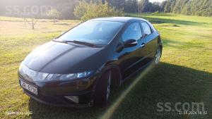 Black Honda Civic 2006 in Daugavpils, with an engine capacity of 2.20 L and mileage of 322 thousand km for 1750 €, photo  on AUTOMOTO.COM.LV