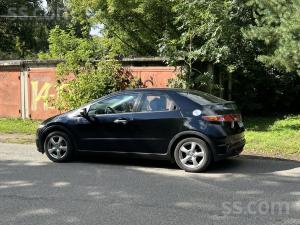 Melns Honda Civic 2006 Rīga, ar dzinēja tilpumu 1.40 L un nobraukumu 185 tūkst. km par 1900 €, foto 8 vietnē AUTOMOTO.COM.LV