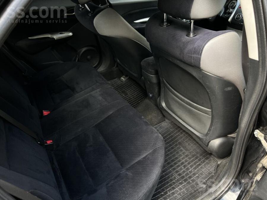 Melns Honda Civic 2006 Rīga, ar dzinēja tilpumu 1.40 L un nobraukumu 185 tūkst. km par 1900 €, foto 13 vietnē AUTOMOTO.COM.LV