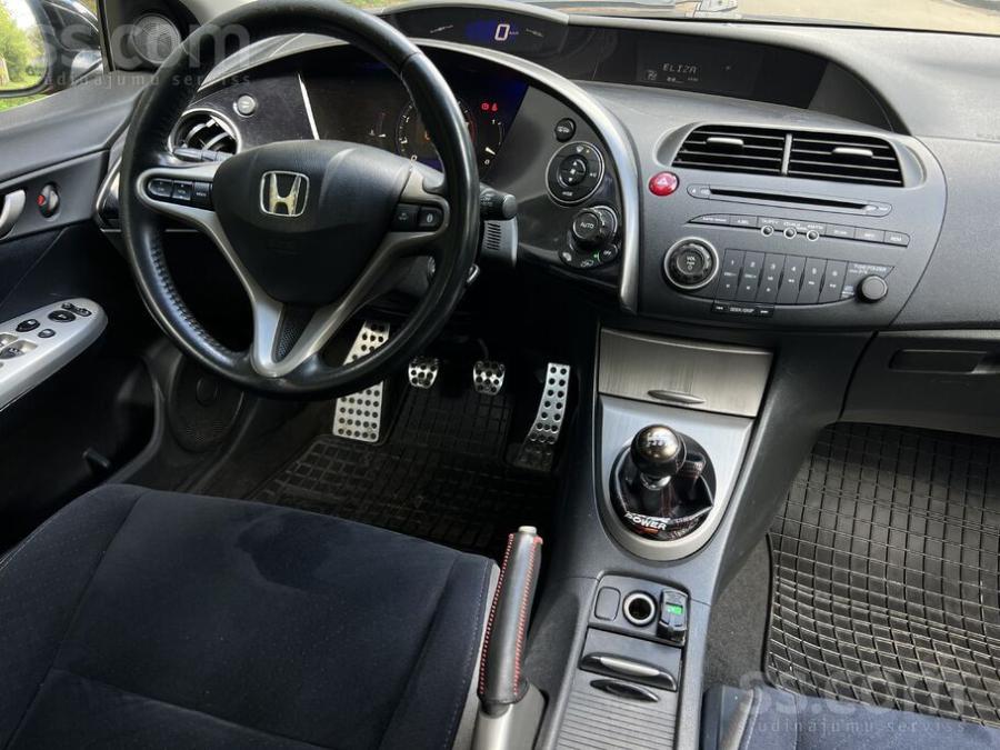 Melns Honda Civic 2006 Rīga, ar dzinēja tilpumu 1.40 L un nobraukumu 185 tūkst. km par 1900 €, foto 14 vietnē AUTOMOTO.COM.LV