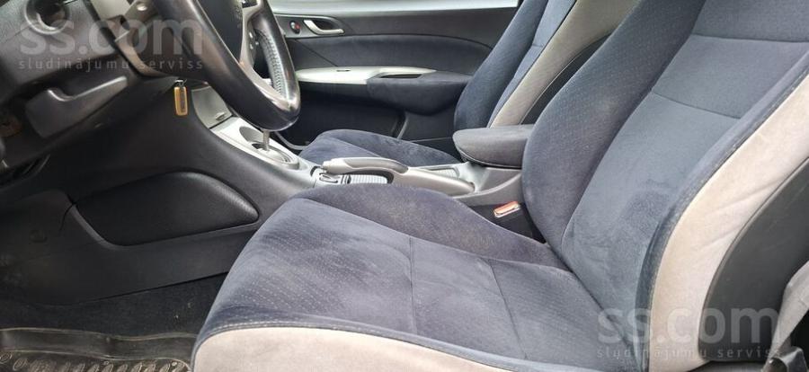 Melns Honda Civic 2006 Daugavpils, ar dzinēja tilpumu 2.20 L un nobraukumu 320 tūkst. km par 1600 €, foto 20 vietnē AUTOMOTO.COM.LV