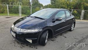 Melns Honda Civic 2006 Daugavpils, ar dzinēja tilpumu 2.20 L un nobraukumu 322 tūkst. km par 1600 €, foto 4 vietnē AUTOMOTO.COM.LV