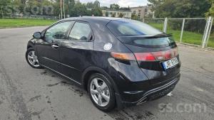 Melns Honda Civic 2006 Daugavpils, ar dzinēja tilpumu 2.20 L un nobraukumu 322 tūkst. km par 1600 €, foto 5 vietnē AUTOMOTO.COM.LV