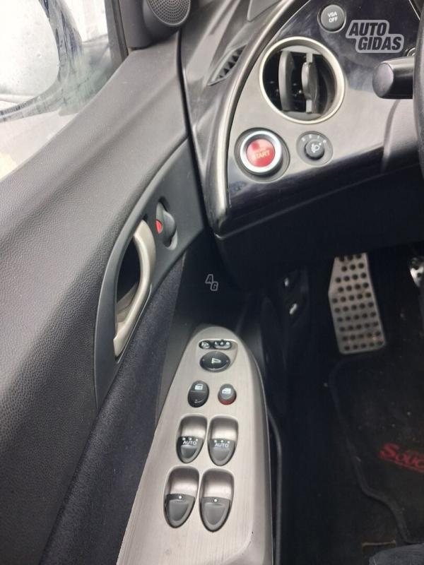 Melns Honda Civic 2006 Šauļi, ar dzinēja tilpumu 2.20 L un nobraukumu 273 tūkst. km par 1250 €, foto 9 vietnē AUTOMOTO.COM.LV