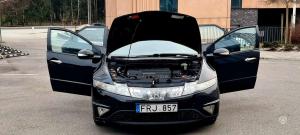 Black Honda Civic 2007 in Vilnius, with an engine capacity of 2.20 L and mileage of 287 thousand km for 2250 €, photo 21 on AUTOMOTO.COM.LV