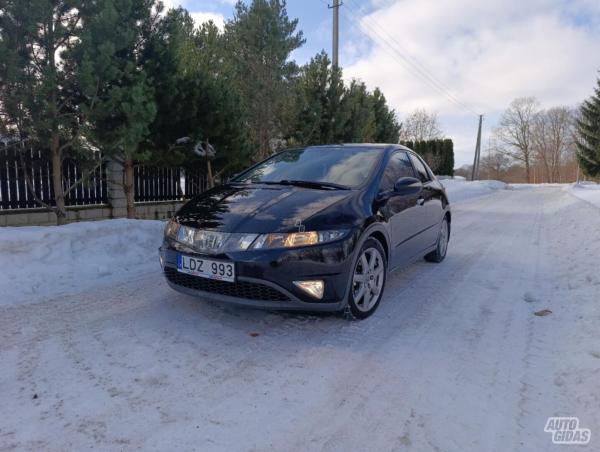 Black Honda Civic 2007 in Kretinga, with an engine capacity of 2.20 L and mileage of 288 thousand km for 2250 €, photo 1 on AUTOMOTO.COM.LV
