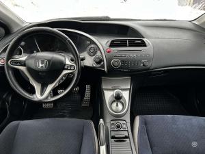 Черный Хонда Цивик 2007 в Шяуляй, объемом двигателя 1.80 л и пробегом 258 тыс. км за 2390 €, фото 21 на AUTOMOTO.COM.LV