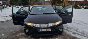 Black Honda Civic 2007 in Vilnius, with an engine capacity of 2.20 L and mileage of 287 thousand km for 2250 €, photo 17 on AUTOMOTO.COM.LV