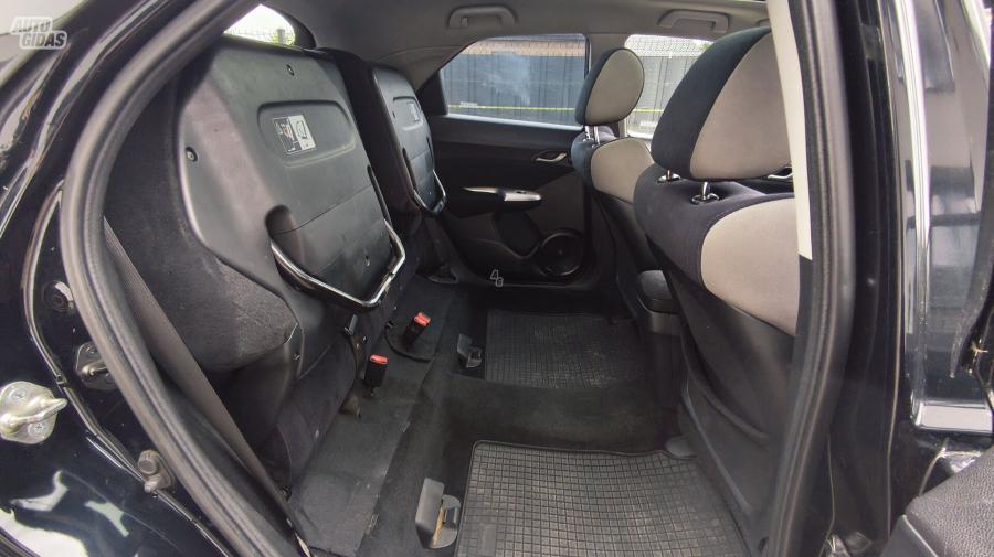 Black Honda Civic 2007 in Vilnius, with an engine capacity of 2.20 L and mileage of 308 thousand km for 1800 €, photo 17 on AUTOMOTO.COM.LV