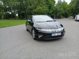 Черный Хонда Цивик 2007 в Рига, объемом двигателя 1.80 л и пробегом 182 тыс. км за 2500 €, фото 8 на AUTOMOTO.COM.LV