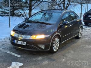 Черный Хонда Цивик 2007 в Рига, объемом двигателя 1.80 л и пробегом 256 тыс. км за 1350 €, фото 4 на AUTOMOTO.COM.LV