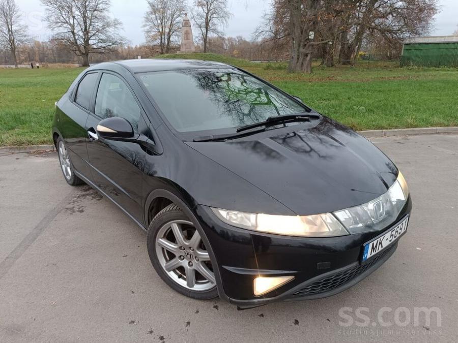 Melns Honda Civic 2007 Rīga, ar dzinēja tilpumu 2.20 L un nobraukumu 265 tūkst. km par 1950 €, foto 5 vietnē AUTOMOTO.COM.LV