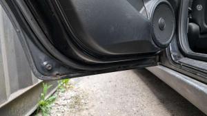 Black Honda Civic 2007 in Klaipeda, with an engine capacity of 2.20 L and mileage of 235 thousand km for 900 €, photo 17 on AUTOMOTO.COM.LV