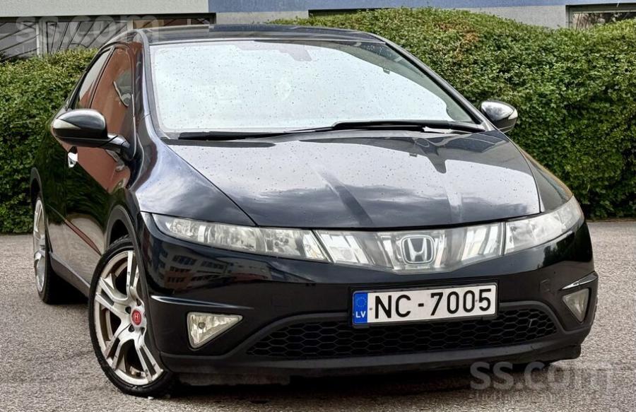 Melns Honda Civic 2007 Jelgava, ar dzinēja tilpumu 2.20 L un nobraukumu 309 tūkst. km par 1950 €, foto 3 vietnē AUTOMOTO.COM.LV