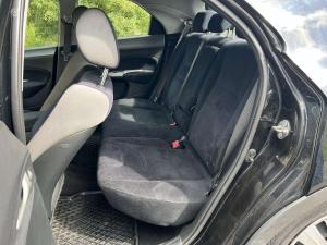 Black Honda Civic 2007 in Vilnius, with an engine capacity of 1.34 L and mileage of 236 thousand km for 2000 €, photo 7 on AUTOMOTO.COM.LV