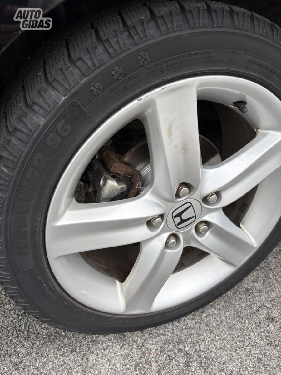 Melns Honda Civic 2007 Viļņa, ar dzinēja tilpumu 2.20 L un nobraukumu 288 tūkst. km par 2290 €, foto 9 vietnē AUTOMOTO.COM.LV