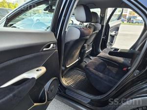 Black Honda Civic 2007 in Riga, with an engine capacity of 1.80 L and mileage of 147 thousand km for 3200 €, photo 12 on AUTOMOTO.COM.LV