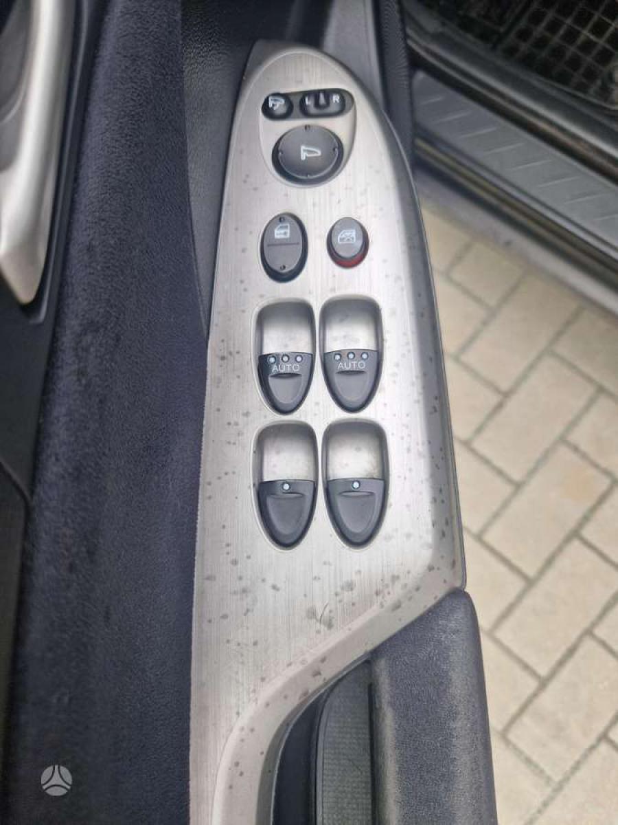 Melns Honda Civic 2007 Panevēža, ar dzinēja tilpumu 2.20 L un nobraukumu 360 tūkst. km par 1500 €, foto 11 vietnē AUTOMOTO.COM.LV