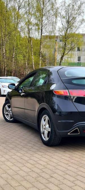 Melns Honda Civic 2007 Viļņa, ar dzinēja tilpumu 2.20 L un nobraukumu 286 tūkst. km par 2200 €, foto 13 vietnē AUTOMOTO.COM.LV