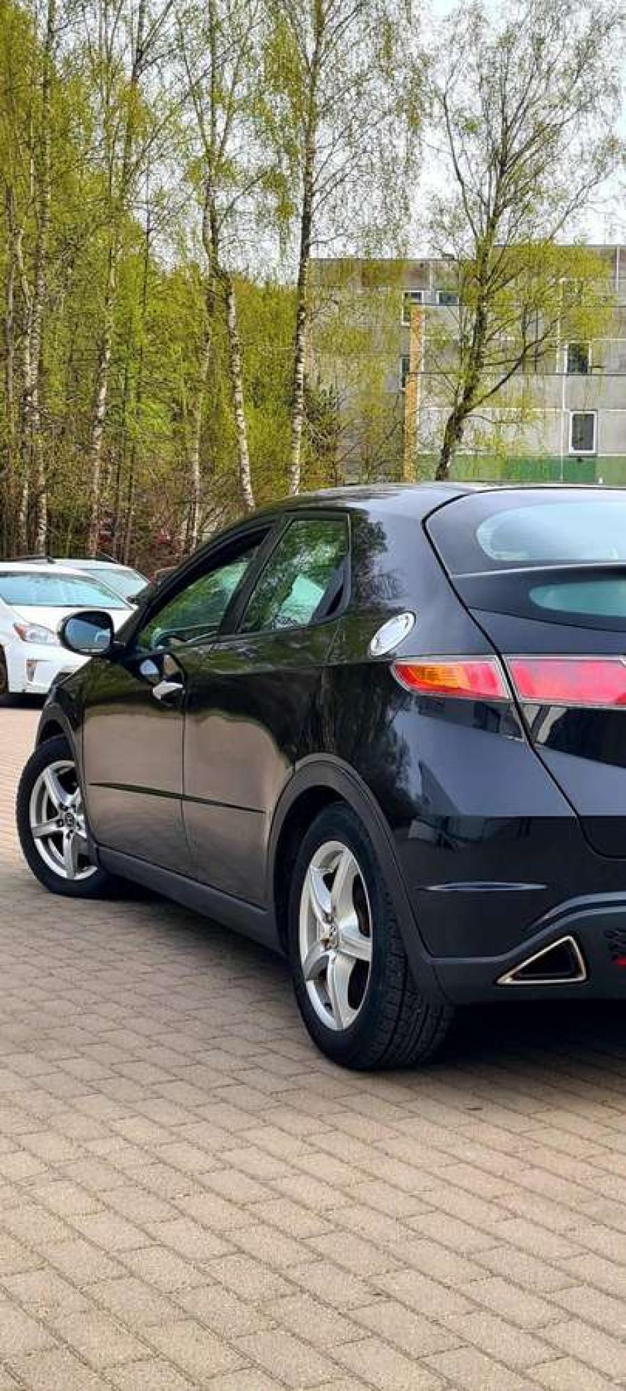 Melns Honda Civic 2007 Viļņa, ar dzinēja tilpumu 2.20 L un nobraukumu 286 tūkst. km par 2200 €, foto 13 vietnē AUTOMOTO.COM.LV
