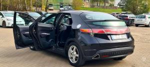 Melns Honda Civic 2007 Viļņa, ar dzinēja tilpumu 2.20 L un nobraukumu 286 tūkst. km par 2200 €, foto 14 vietnē AUTOMOTO.COM.LV
