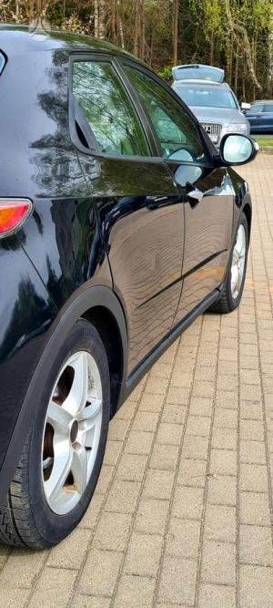 Melns Honda Civic 2007 Viļņa, ar dzinēja tilpumu 2.20 L un nobraukumu 286 tūkst. km par 2200 €, foto 24 vietnē AUTOMOTO.COM.LV