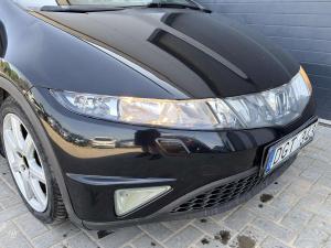 Black Honda Civic 2007 in Vilnius, with an engine capacity of 2.20 L and mileage of 323 thousand km for 950 €, photo 8 on AUTOMOTO.COM.LV