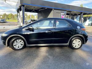 Melns Honda Civic 2007 Viļņa, ar dzinēja tilpumu 2.20 L un nobraukumu 251 tūkst. km par 690 €, foto 8 vietnē AUTOMOTO.COM.LV