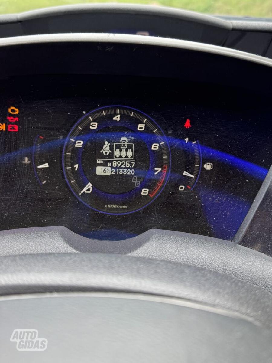 Black Honda Civic 2007 in Vilnius, with an engine capacity of 1.80 L and mileage of 213 thousand km for 2200 €, photo 8 on AUTOMOTO.COM.LV