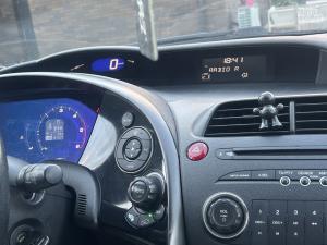 Black Honda Civic 2007 in Klaipeda, with an engine capacity of 2.20 L and mileage of 198 thousand km for 1899 €, photo 16 on AUTOMOTO.COM.LV