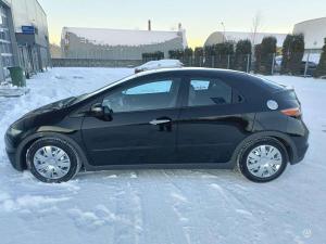 Melns Honda Civic 2008 Klaipėda, ar dzinēja tilpumu 1.80 L un nobraukumu 252 tūkst. km par 2990 €, foto 6 vietnē AUTOMOTO.COM.LV