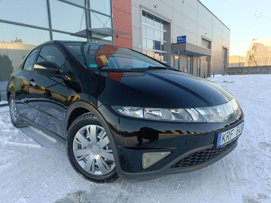 Melns Honda Civic 2008 Klaipėda, ar dzinēja tilpumu 1.80 L un nobraukumu 252 tūkst. km par 2990 €, foto 13 vietnē AUTOMOTO.COM.LV