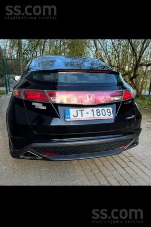 Melns Honda Civic 2008 Jūrmala, ar dzinēja tilpumu 2.20 L un nobraukumu 257 tūkst. km par 2790 €, foto 5 vietnē AUTOMOTO.COM.LV