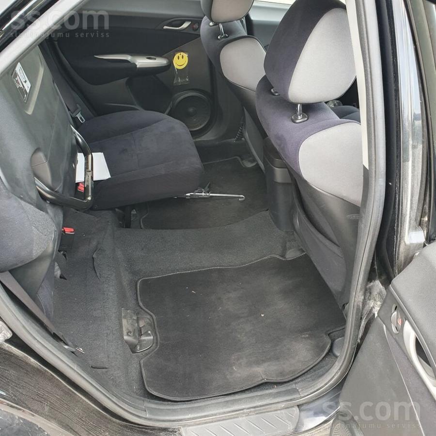 Melns Honda Civic 2008 Rīga, ar dzinēja tilpumu 2.20 L un nobraukumu 290 tūkst. km par 2700 €, foto 12 vietnē AUTOMOTO.COM.LV