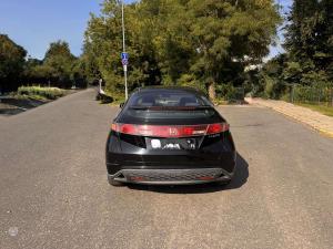 Melns Honda Civic 2008 Viļņa, ar dzinēja tilpumu 1.80 L un nobraukumu 264 tūkst. km par 3250 €, foto 10 vietnē AUTOMOTO.COM.LV