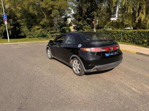 Melns Honda Civic 2008 Viļņa, ar dzinēja tilpumu 1.80 L un nobraukumu 264 tūkst. km par 3250 €, foto 11 vietnē AUTOMOTO.COM.LV