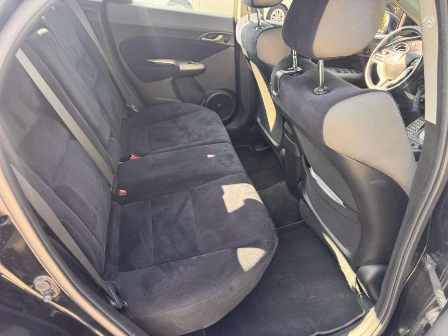 Melns Honda Civic 2008 Viļņa, ar dzinēja tilpumu 1.80 L un nobraukumu 264 tūkst. km par 3250 €, foto 13 vietnē AUTOMOTO.COM.LV