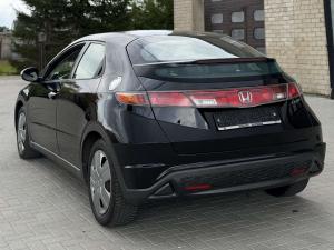 Melns Honda Civic 2008 Kretinga, ar dzinēja tilpumu 1.34 L un nobraukumu 196 tūkst. km par 3950 €, foto 7 vietnē AUTOMOTO.COM.LV