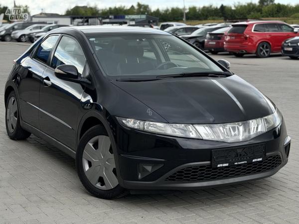 Melns Honda Civic 2008 Kretinga, ar dzinēja tilpumu 1.30 L un nobraukumu 196 tūkst. km par 3950 €, foto 1 vietnē AUTOMOTO.COM.LV