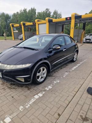 Melns Honda Civic 2008 Radviliškis, ar dzinēja tilpumu 1.34 L un nobraukumu 201 tūkst. km par 1400 €, foto  vietnē AUTOMOTO.COM.LV